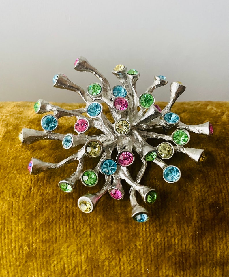 Ivana Brutalist Abstract Brooch - Etsy