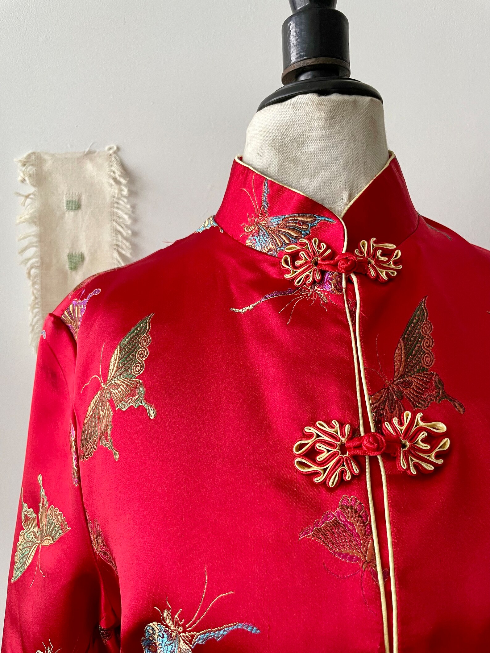 70s Cherry Red Silk Tang Jacket - Etsy