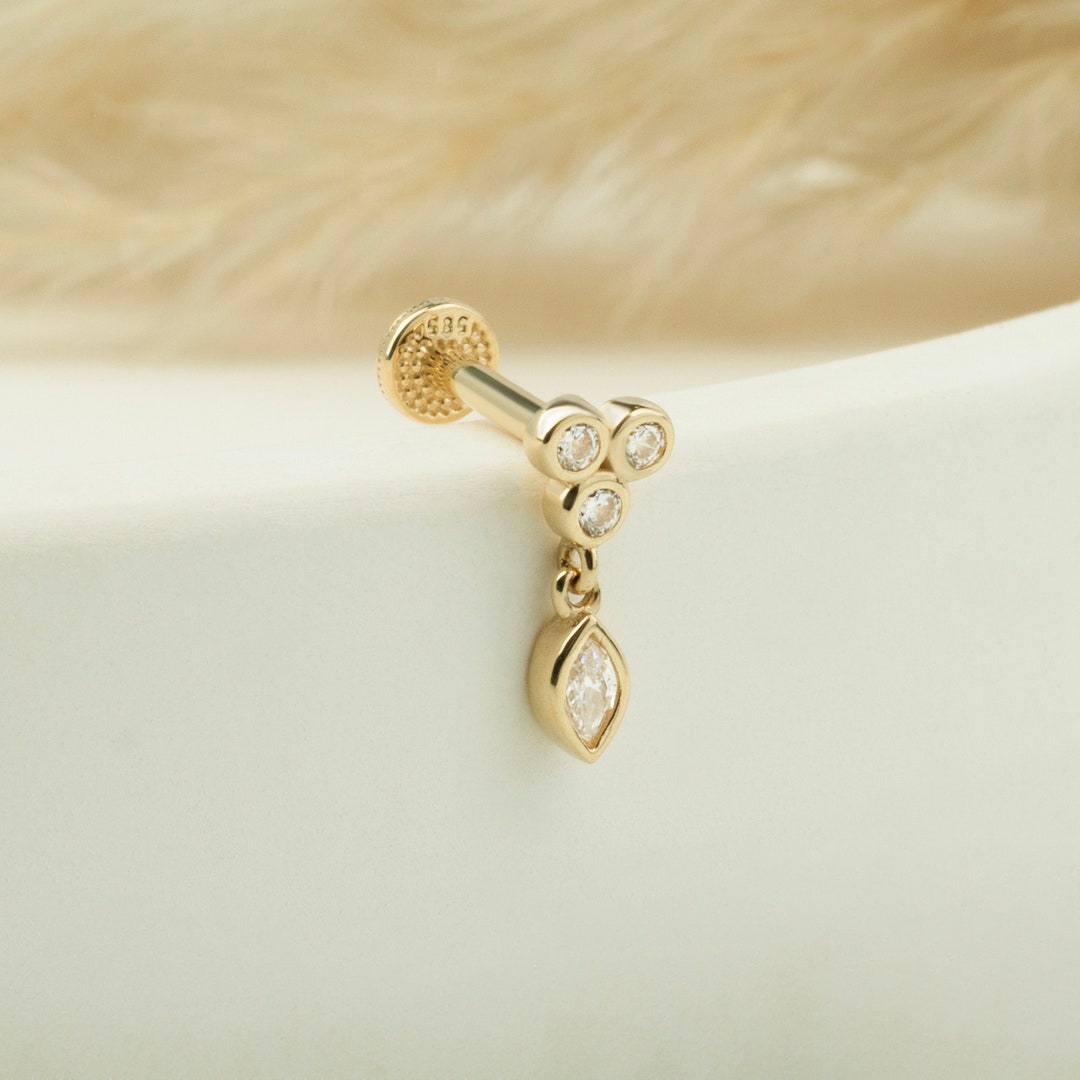 14K Gold Star Tragus Piercing With Markis Stone - Etsy