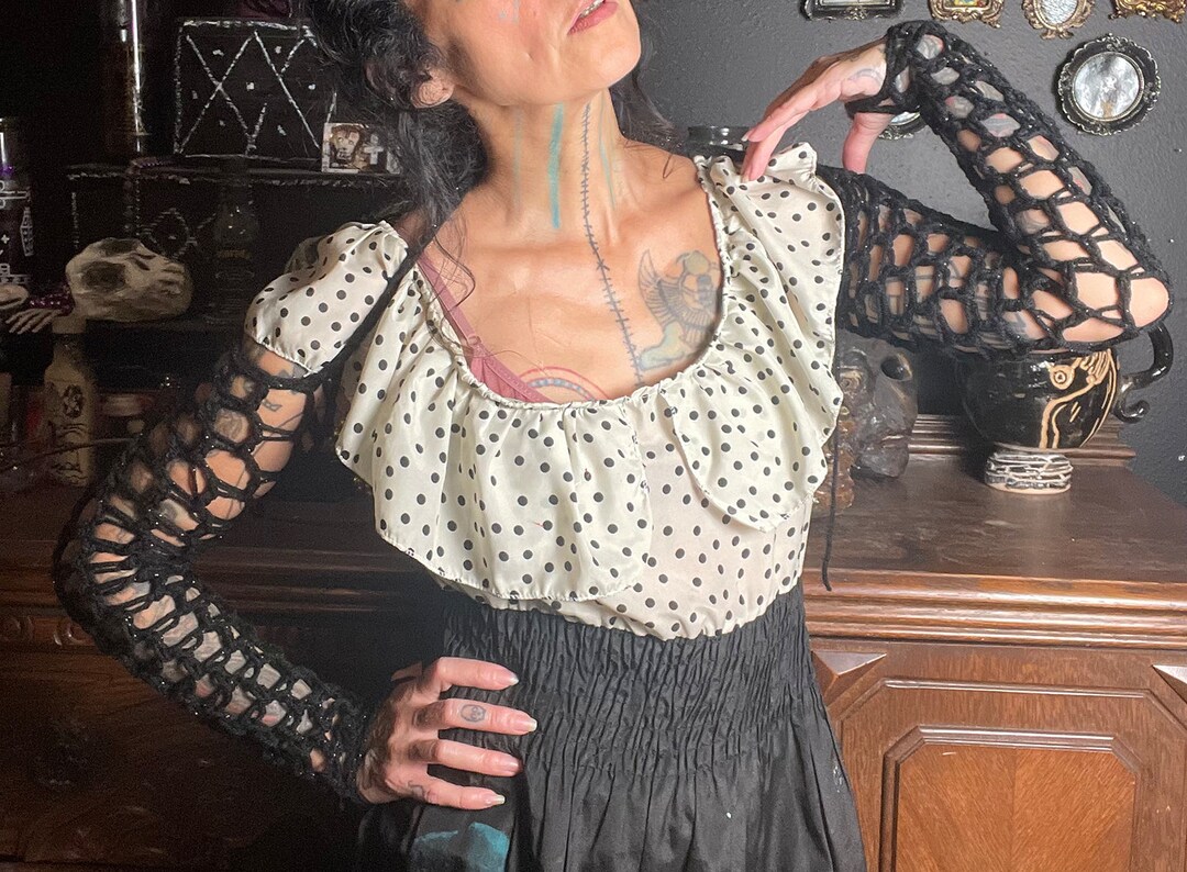 Crochet Pattern- Goth Fishnet Sleeves. Gothic Arm Warmers. Easy PDF ...