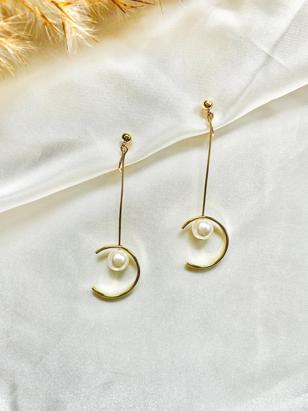 Long Pearl Drop Ear Clips, Gold Crescent Non-pierced Earrings, Dangle ...