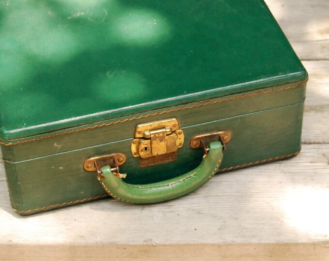 Vintage Green Luce Train Case Suitcase - Etsy
