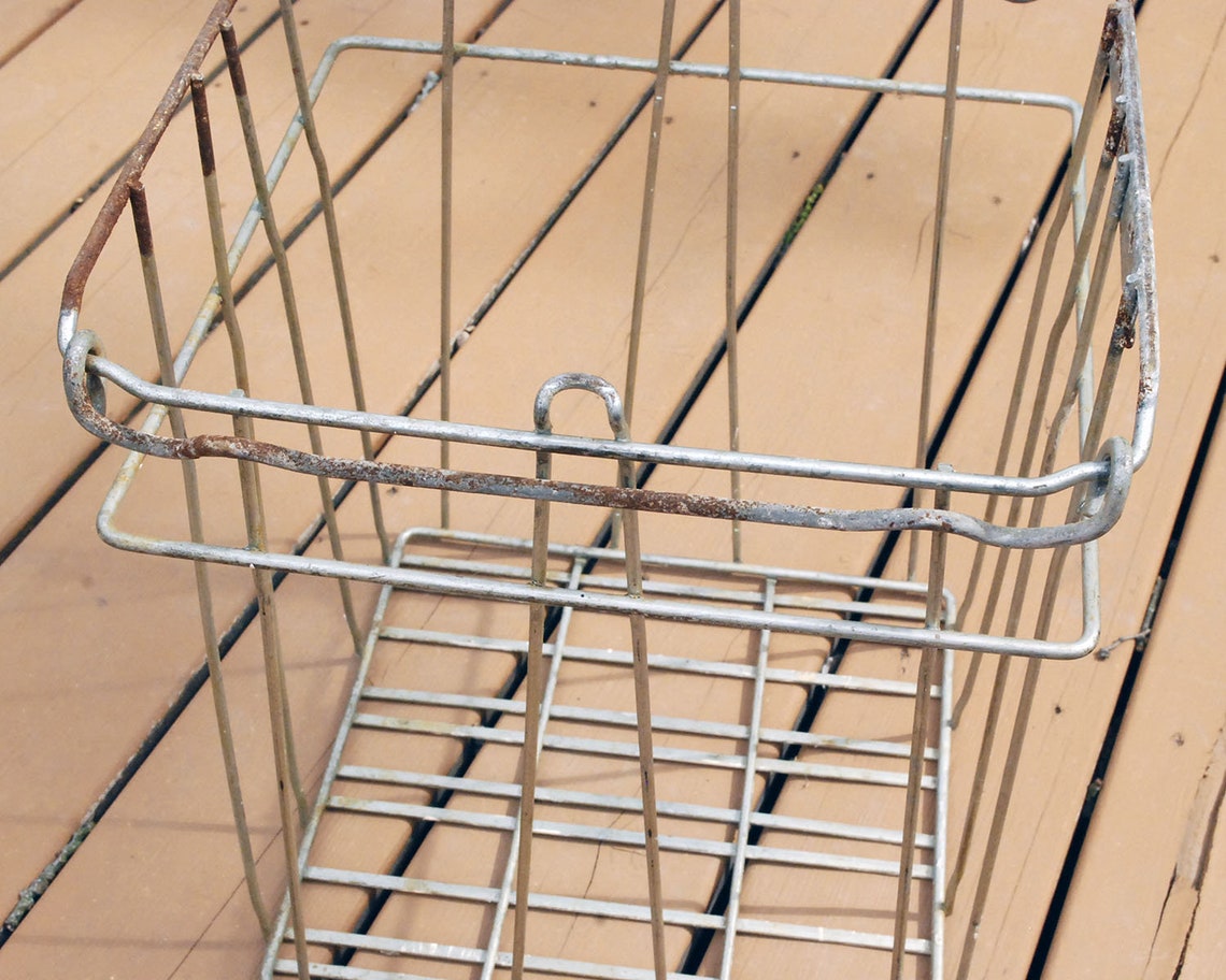 Metal Egg Crate Rustic Farmhouse Decor Vintage Wire Basket - Etsy