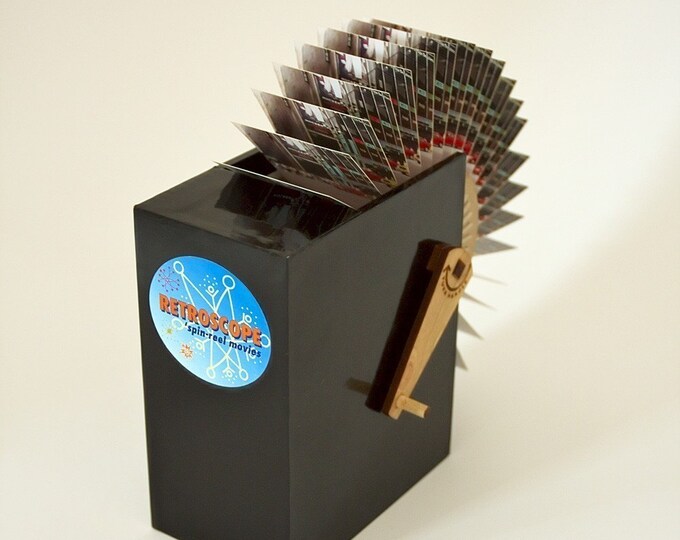 Retroscope (A Flip Book Movie That Goes Round and Round) - Etsy