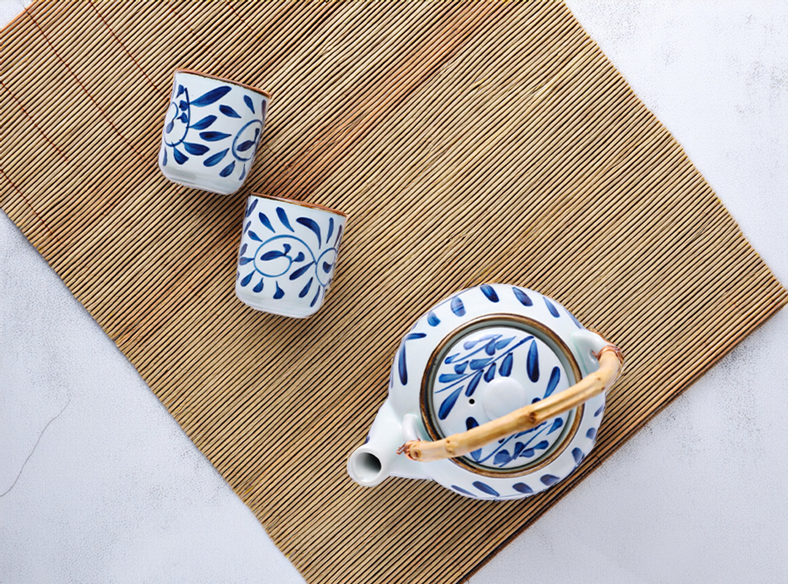 Floral Blue and White Tea Set Asian Porcelain Teapot and Handleless Mug ...