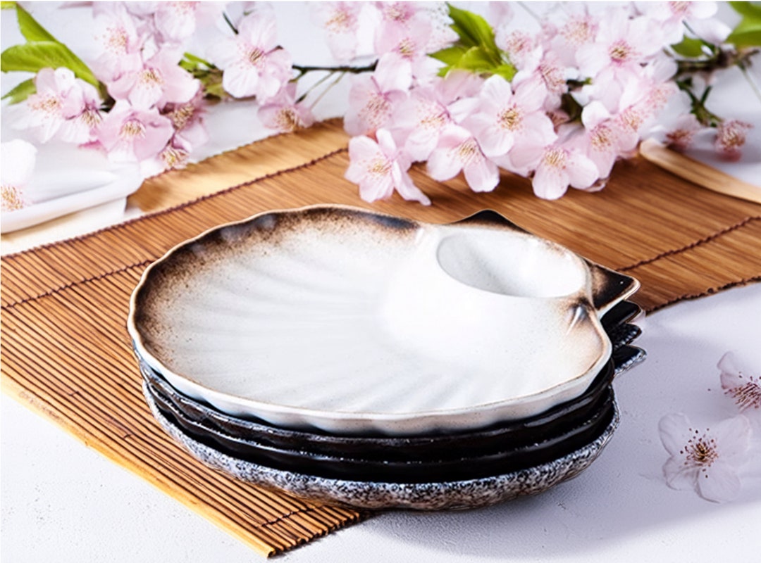 Unique Shell Design Serving Plates With Built-in Sauce Compartments ...