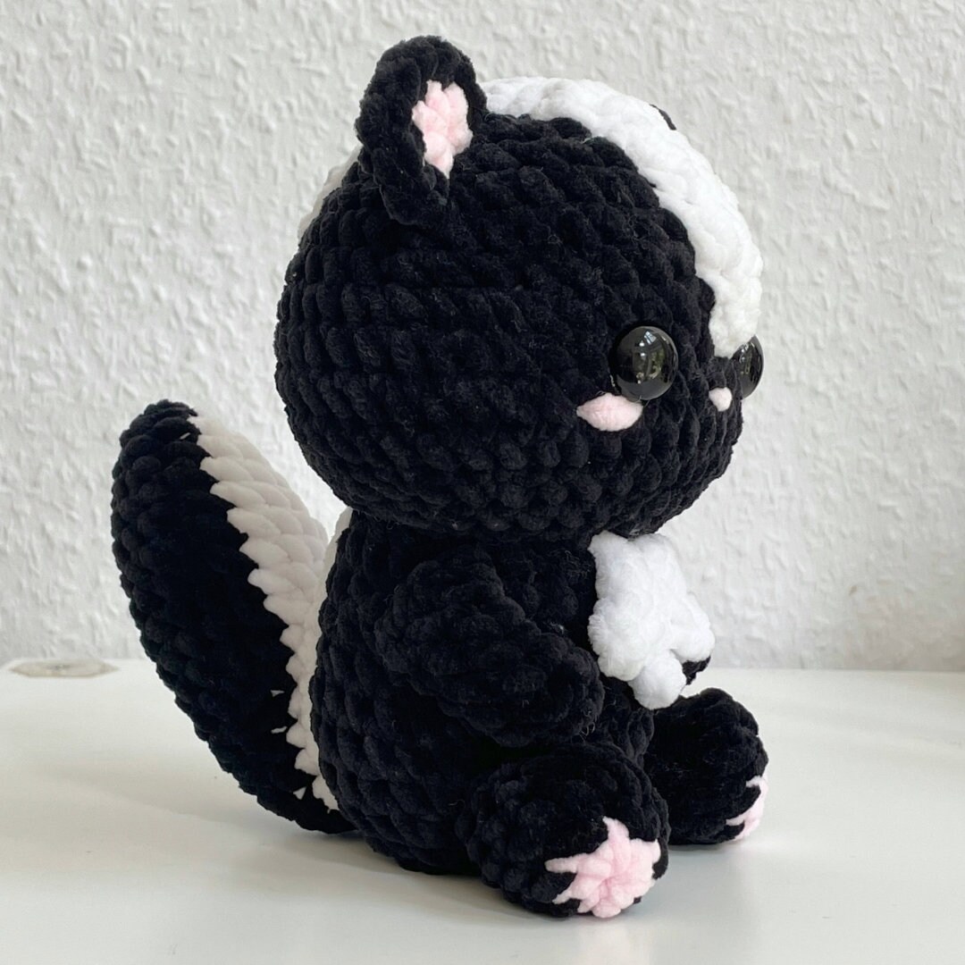 Baby Skunk Crochet Pattern | Forest Animals Amigurumi | Cute Skunk With ...