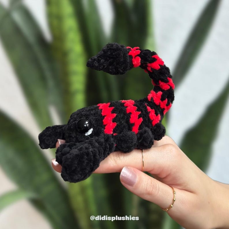 Scorpion Crochet Pattern | Didis Buglings | Low Sew | Didisplushies - Etsy