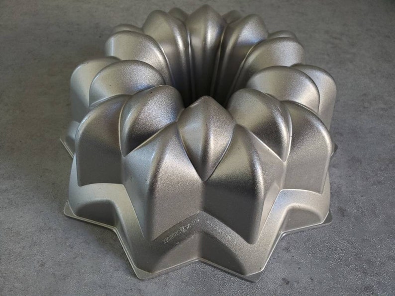 Nordic Ware Star Bundt Cake Pan Metal Baking Pan Ornate - Etsy