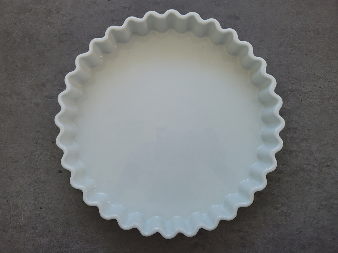 Tradition France Round Pie Pan - White Ceramic Round Baking Dish, Large ...