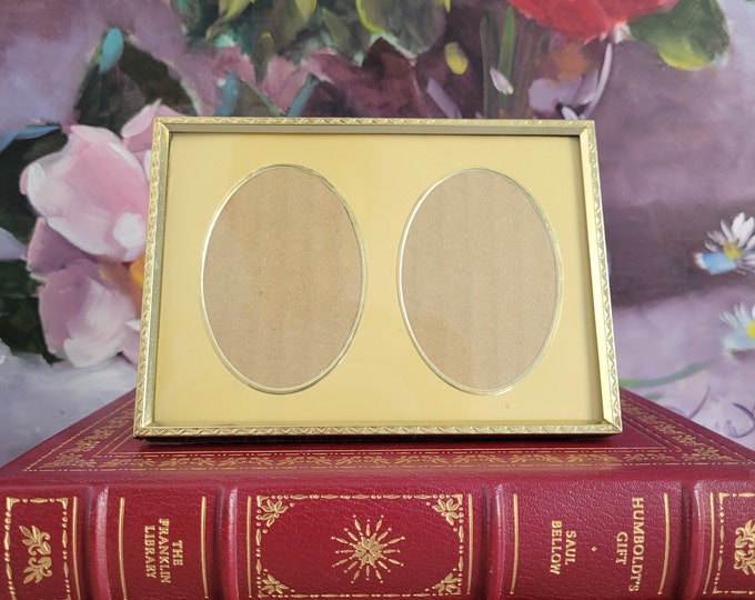 Vintage Double Oval Frame Gold Metal Ornate Frame, Grandmillennial ...