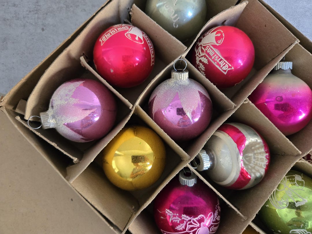 Shiny Brite Box of 12 Christmas Tree Glass Ornaments - Vintage ...