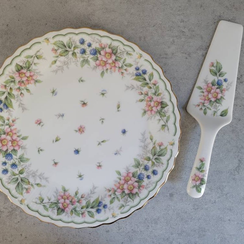 Porcelain Server - Etsy