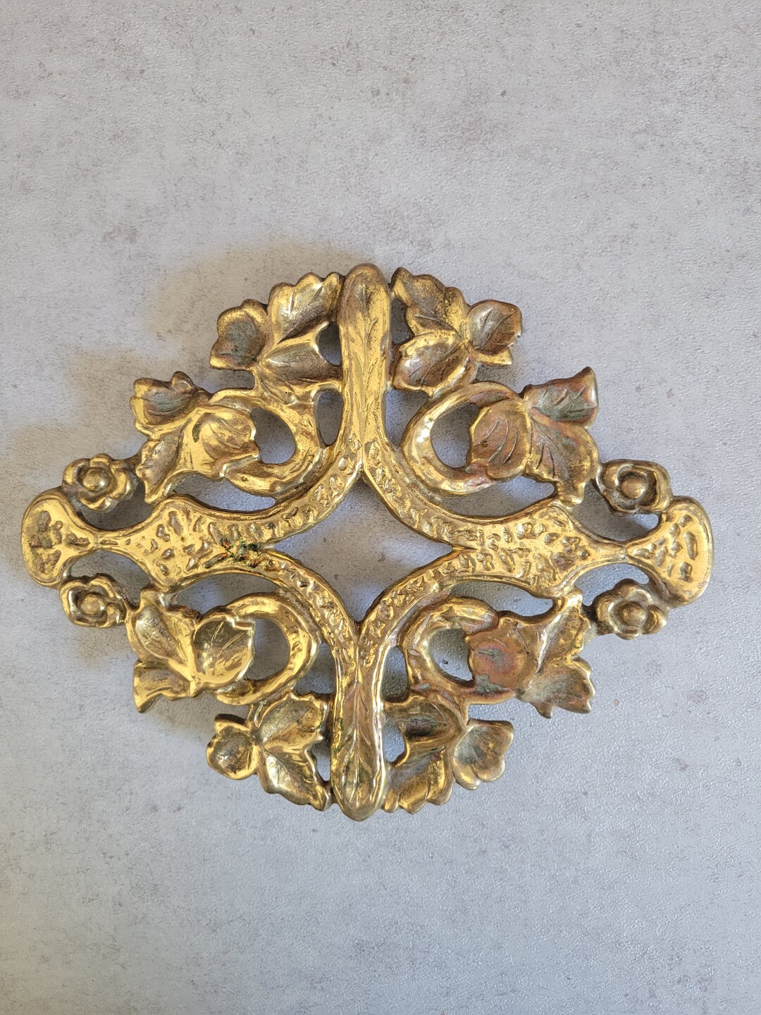 Antique Trivet Ivy Leaf Floral Scroll- Gold-tone Kitchen Pot Stand ...