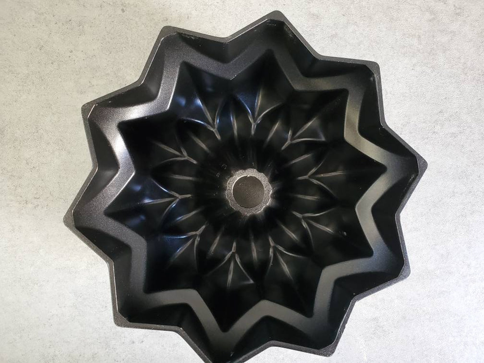Nordic Ware Star Bundt Cake Pan Metal Baking Pan Ornate - Etsy
