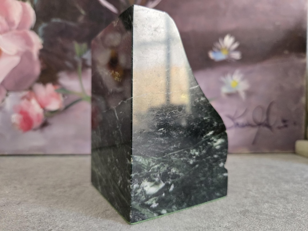 Green Marble Bookend -vintage Carved Stone Bookend, Art Deco Revival ...