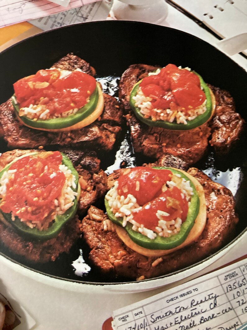 Betty Crocker's dinner for Two Cookbook ....vintage Cookbook....1974 ...