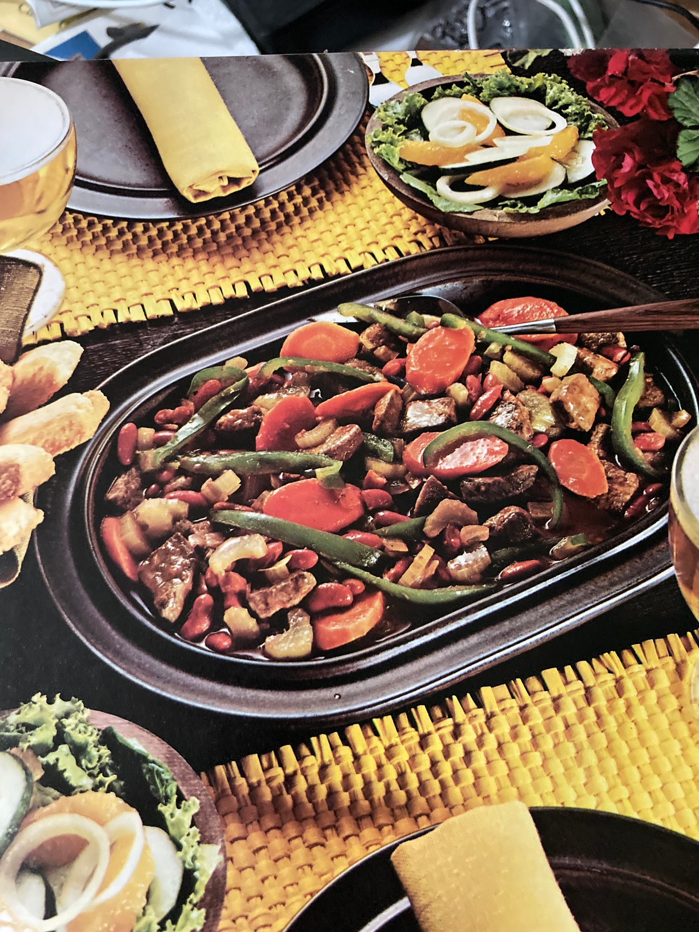 Betty Crocker's dinner for Two Cookbook ....vintage Cookbook....1974 ...