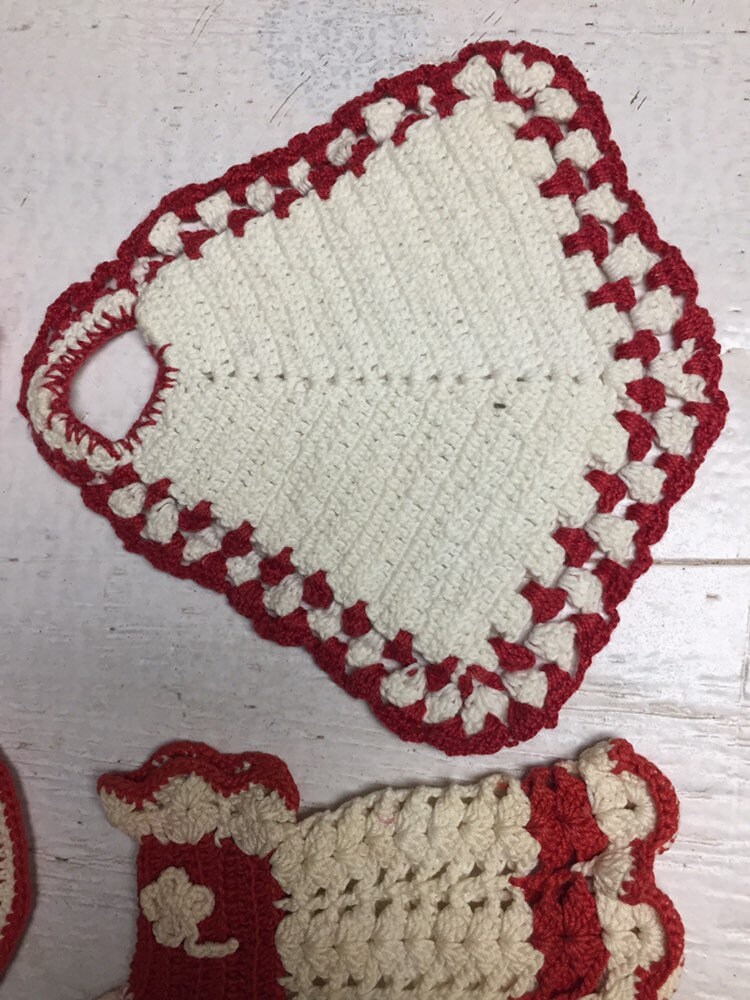 Vintage Red and White Crochet Potholders....handmade...set of Four - Etsy