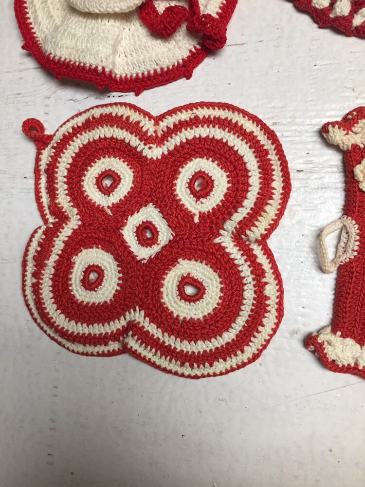 Vintage Red and White Crochet Potholders....handmade...set of Four - Etsy