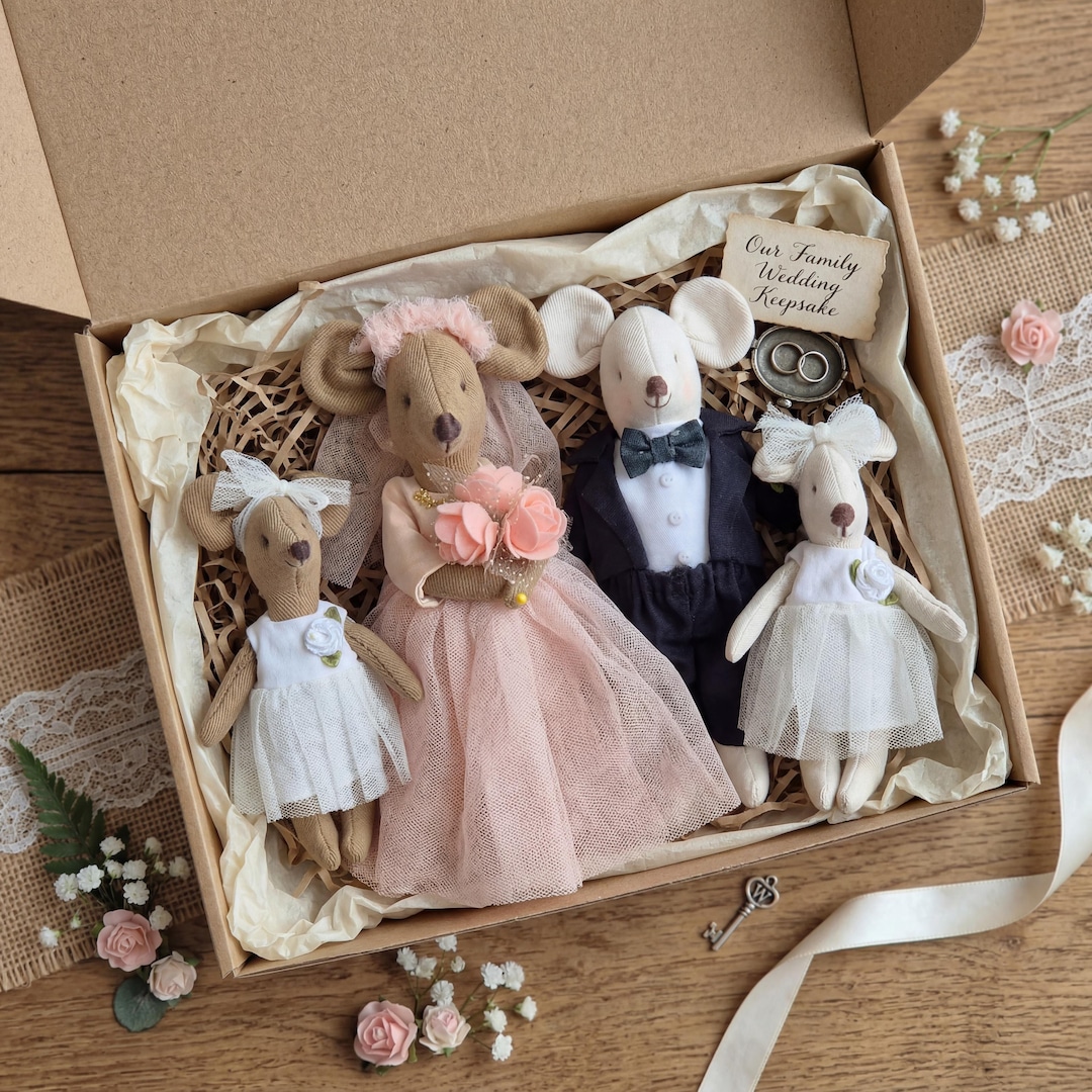 Wedding Mouse Family Set Pattern PDF – Bride and Groom Mouse Doll ...