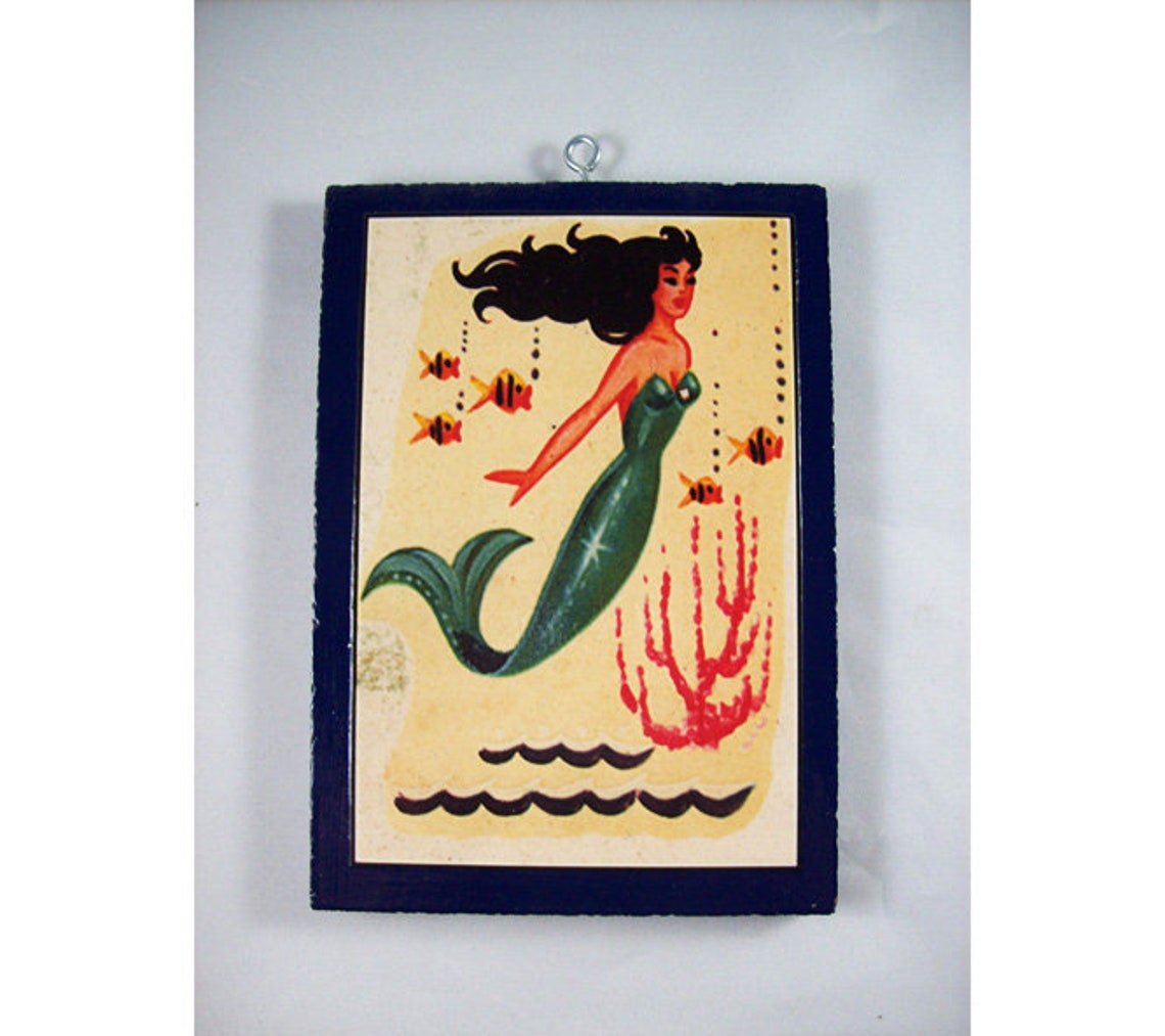 Retro Mermaid Print Vintage 1950s Era Pin up Girl Kitsch Rockabilly ...