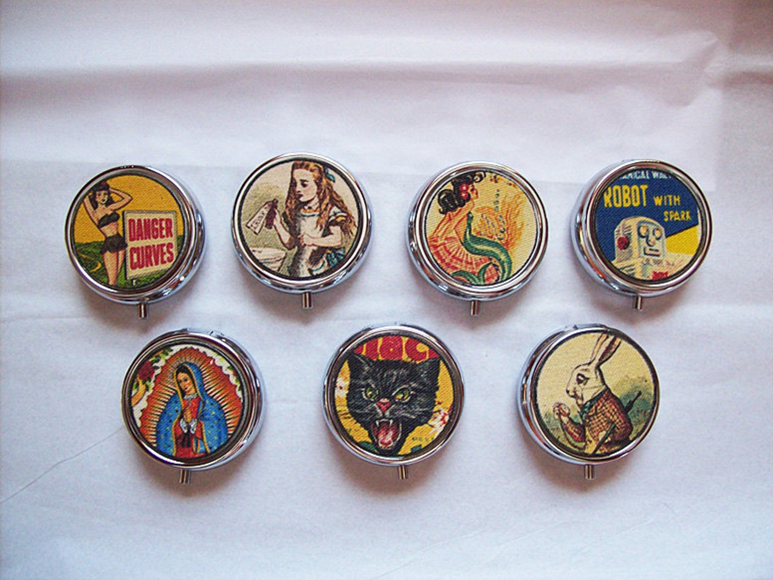 Mermaid Pill Box Retro 1950s Vintage Pin up Girl Rockabilly Pill Case ...