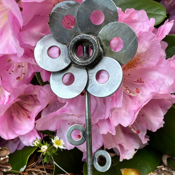 Metal Flowers - Etsy