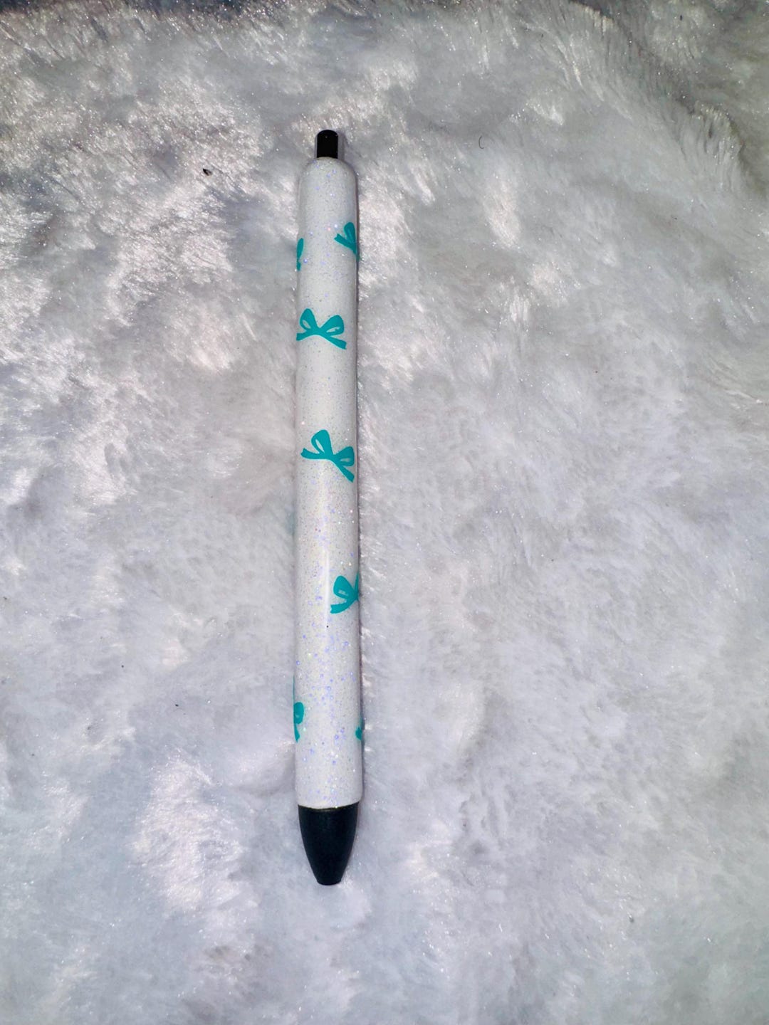Glitter Bow Pens Green or White. Custom Glitter Pens. Epoxy Resin Pens ...