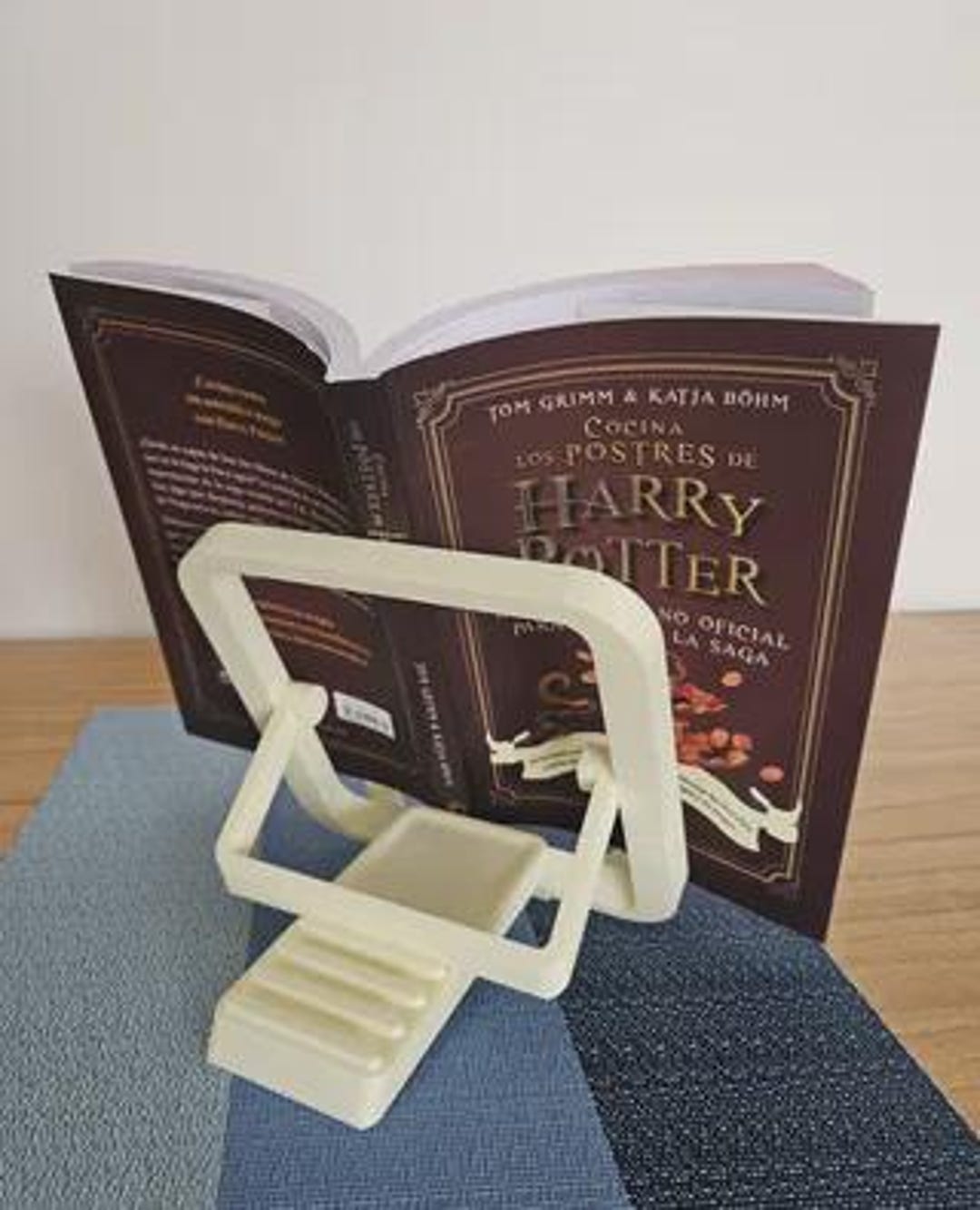 Adjustable Folding Book Stand – Hands-free Reading - Etsy