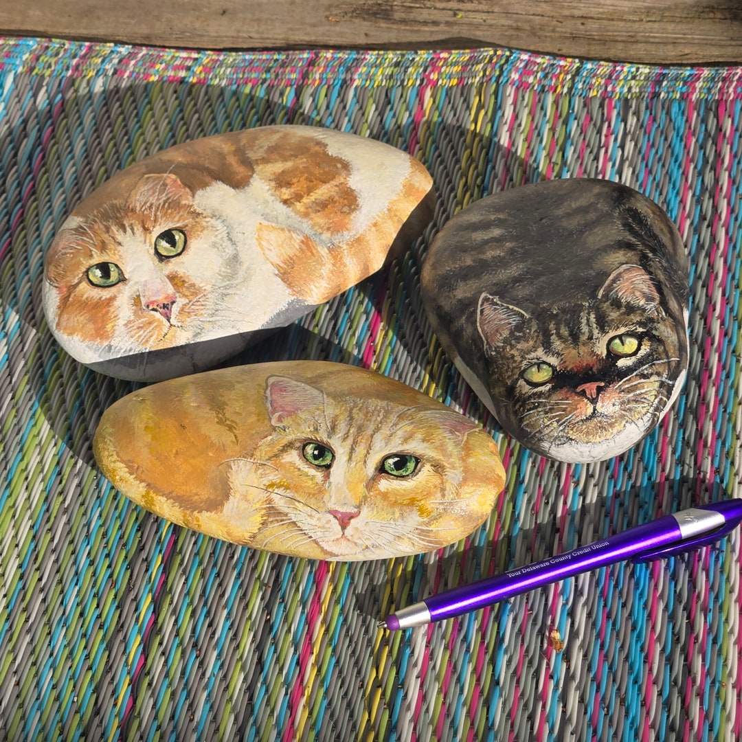 Commissioned 3D Cat Rocks - Painted With Acrylics - Personalized - Etsy