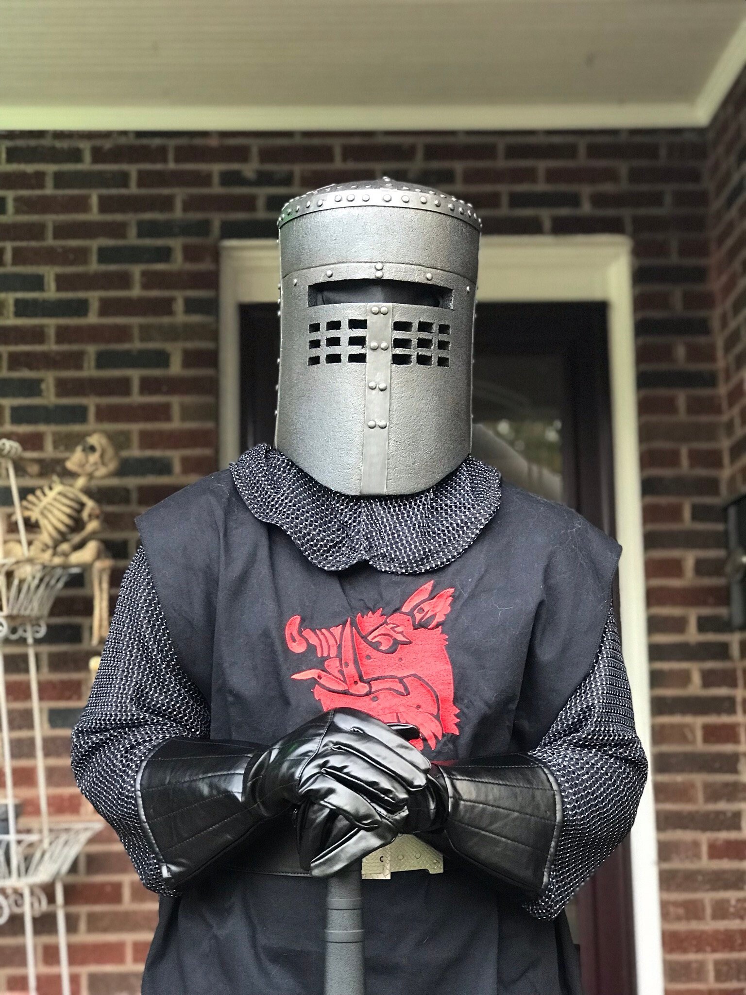 Black Knight Medieval Surcoat with embroidered red boars head | Etsy