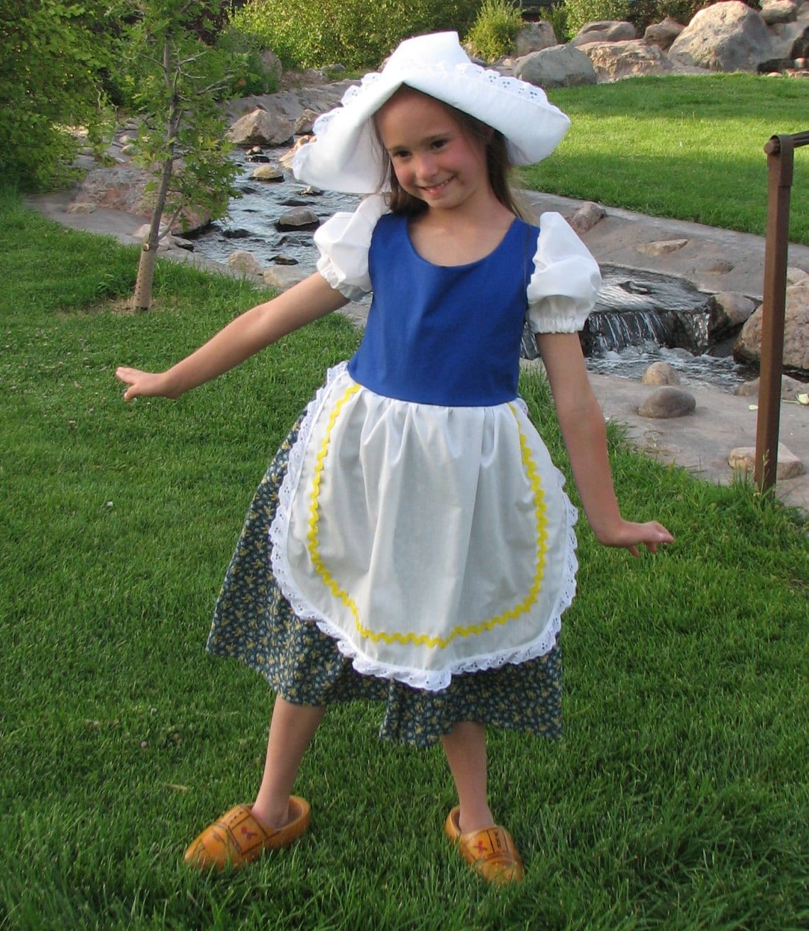 Cute Little Dutch Girl Hat, Netherlands, Holland, International, Folk ...
