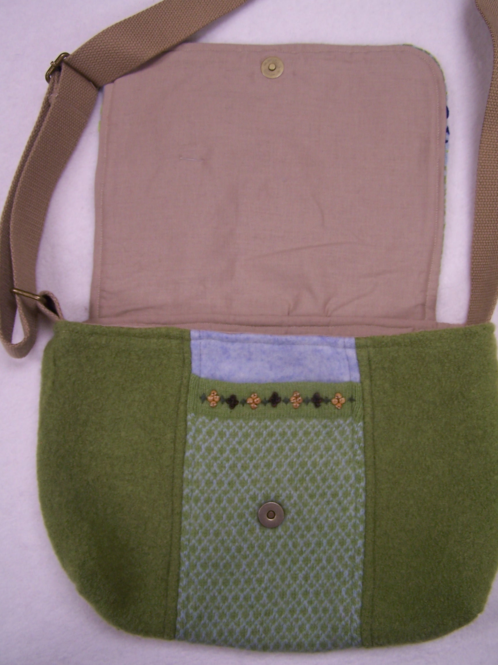 Handmade Recycled Felted Wool Sweater Purse / Messenger Style W ...
