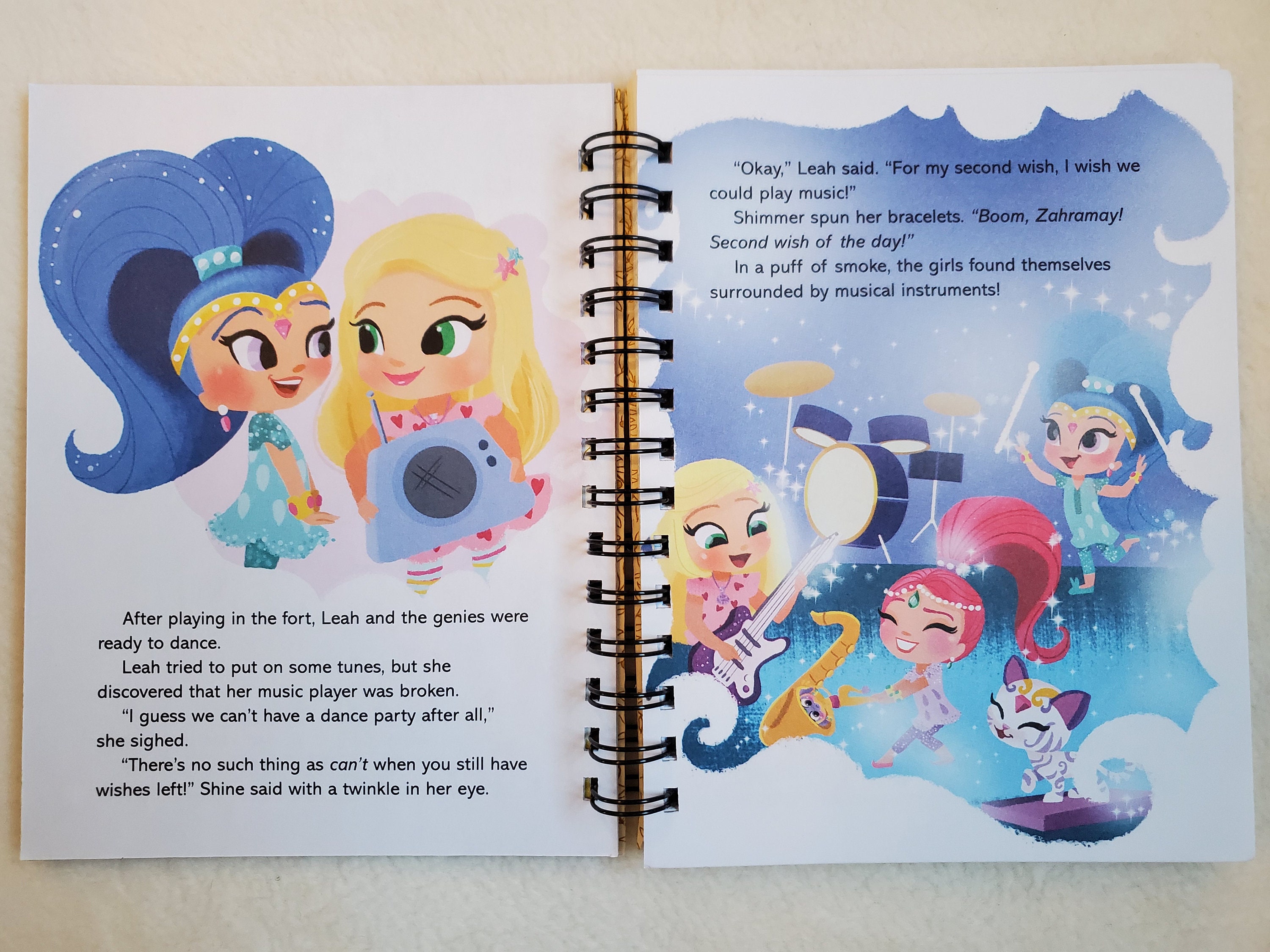 Nickelodeon's Shimmer & Shine Wish Upon a Sleepover Little Golden Book ...