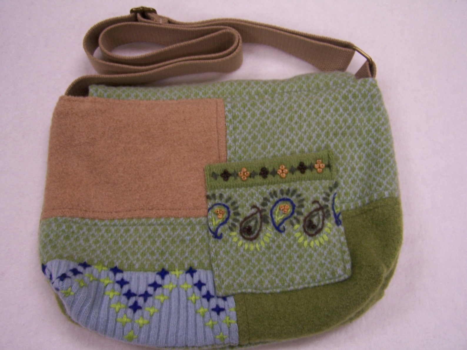 Handmade Recycled Felted Wool Sweater Purse / Messenger Style W ...