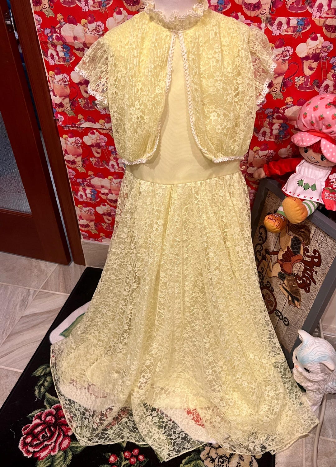 8/10 Kids Yellow Lace 70s Dress - Etsy