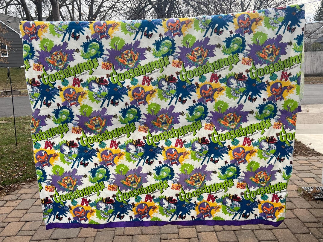 Vintage Goosebumps Blanket - Etsy