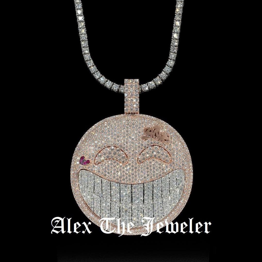 Iced Out Logo Customized Letter Name Pendant, VVS Moissanite Diamond ...