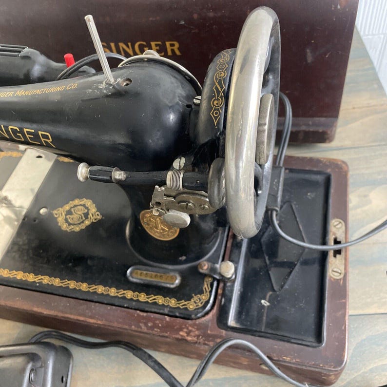 Antique Singer Portable Sewing Machine Model 128 1930s Works Needs Belt ...
