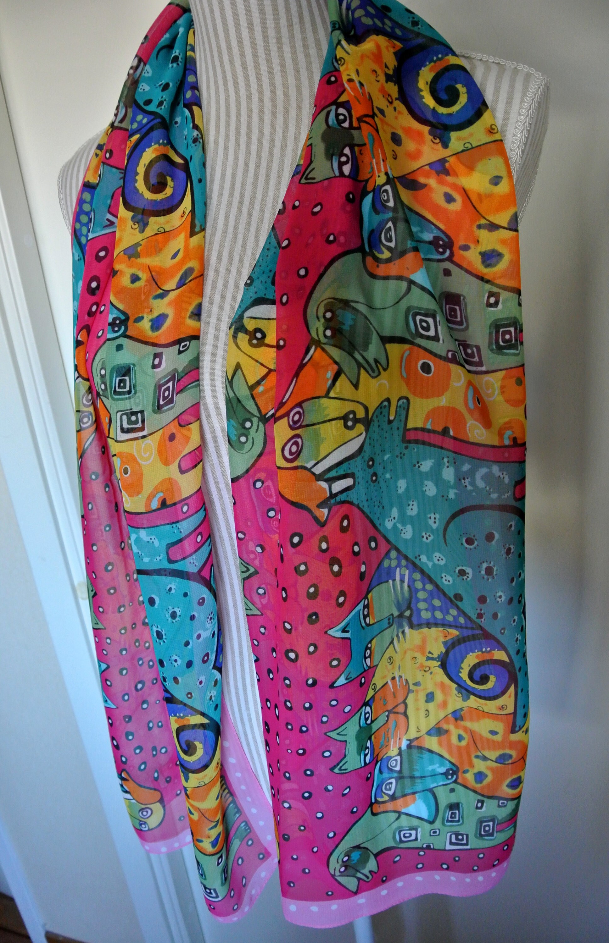 Long Vintage 1990s Laurel Burch Design Multicolor Cats Dogs Motive Thin ...