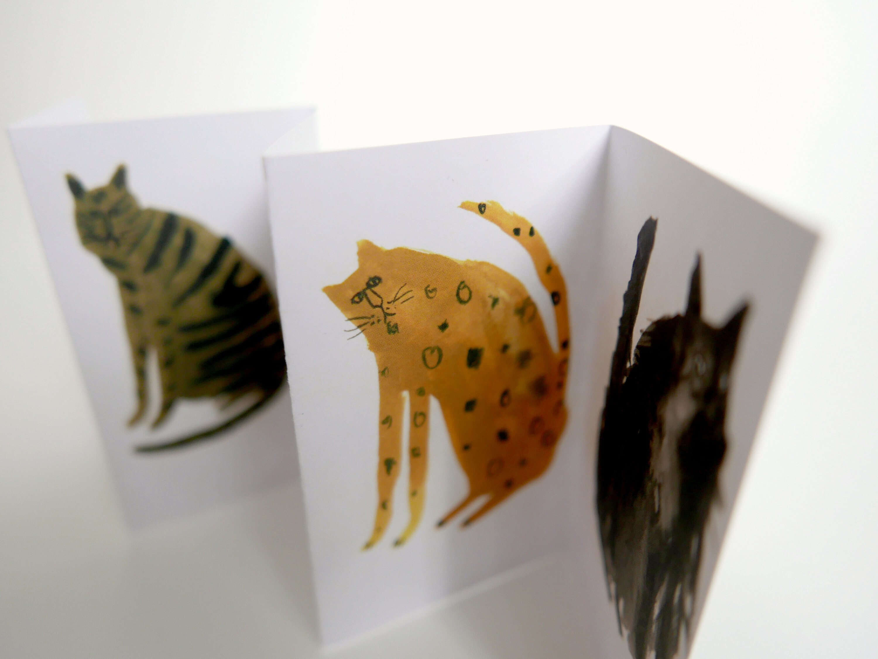 Mini Cat Zine Concertina Book || Five MORE Curious Cats - Etsy UK
