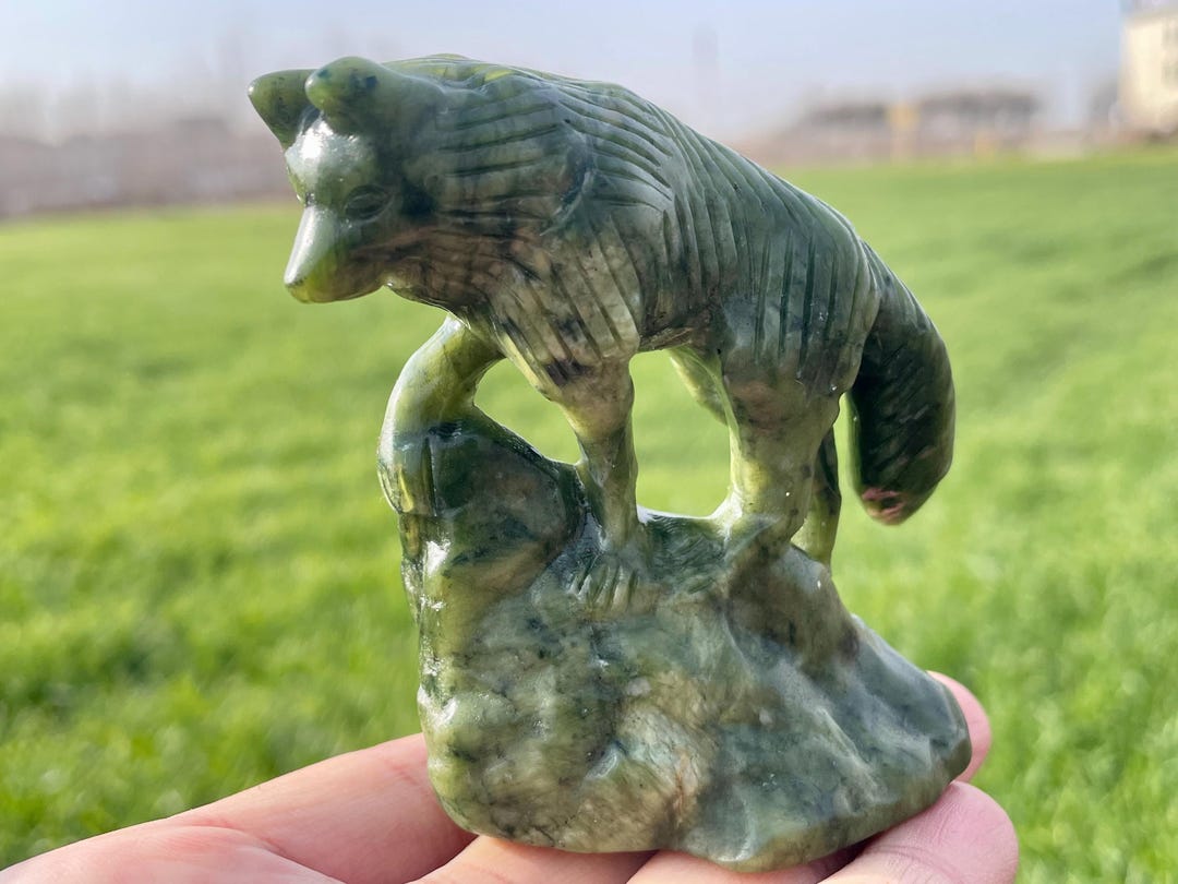 Hand Carved Green Jade Wolf Sculpture: Home Decor Gift (3 Inch) - Etsy
