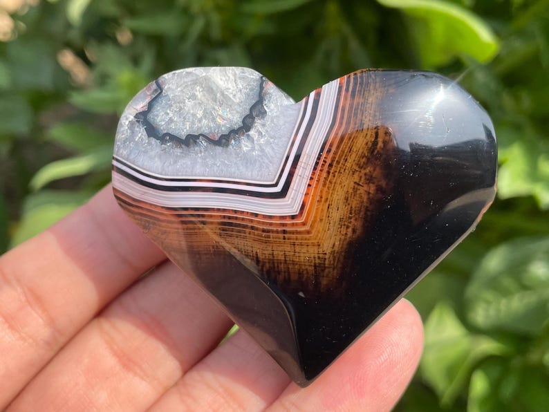 Natural Agate Heart, Banded Crystal Specimen, Healing Stone - Etsy