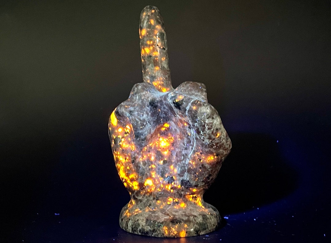 5.5" Natural Yooperlite Stone Middle Finger,hand Carved Finger,quartz ...