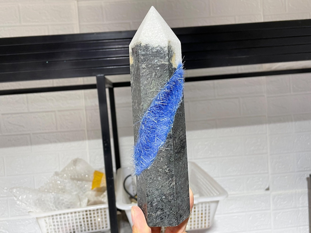 Iron Ore Specimen Obelisk,quartz Cluster,goethite,crystal Collection ...