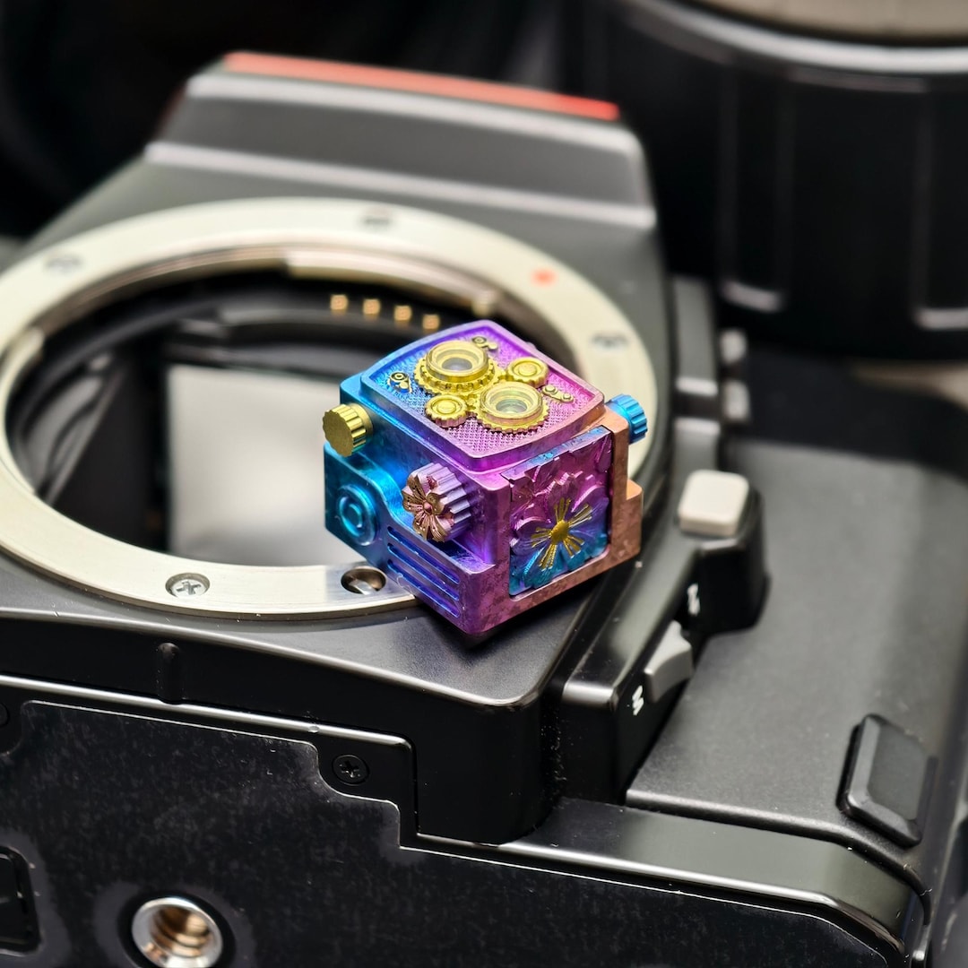 Vintage TLR Camera Artisan Keycap, High Aesthetic & Fun, Original ...