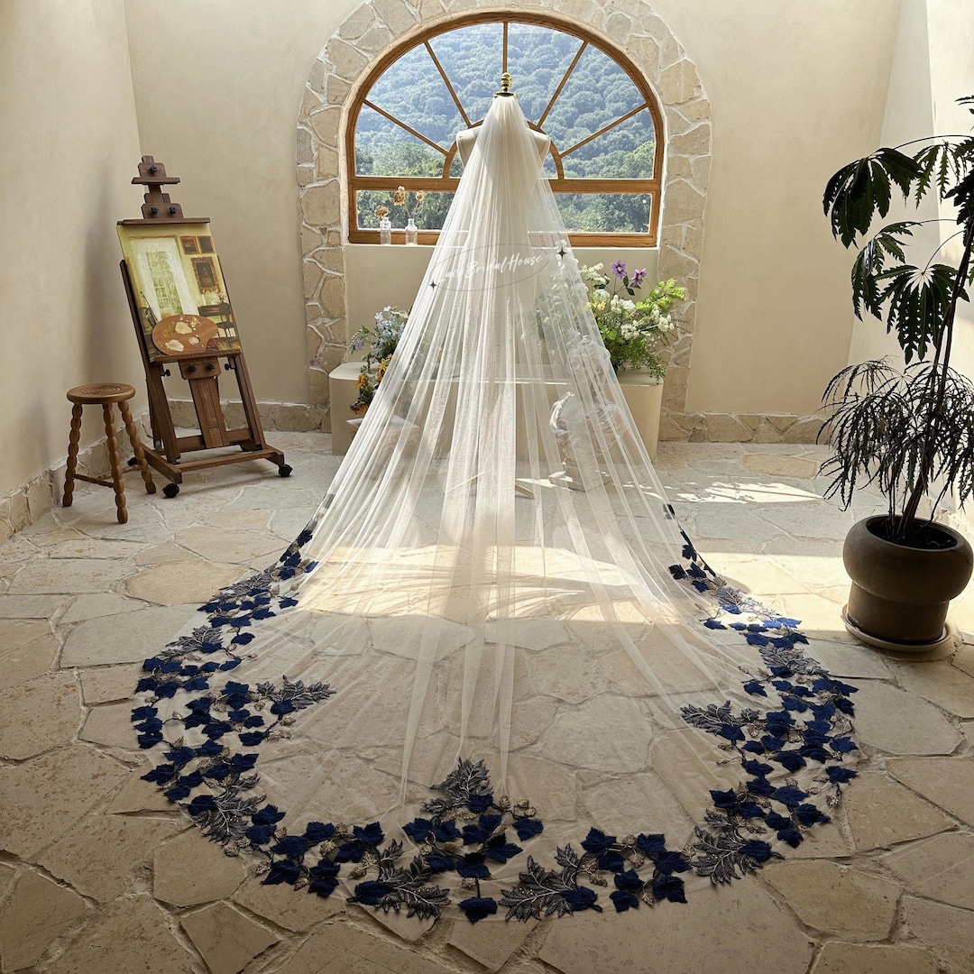 2024 New Navy Blue Maple Leaf Bridal Veil. Handmade Boho Lace Veil for ...