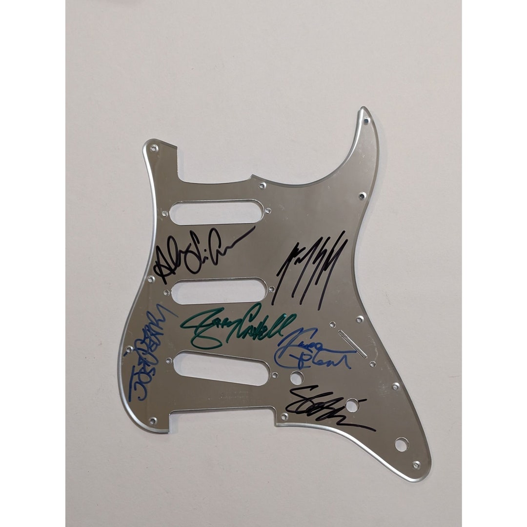 George Lynch Vivian Campbell Slash Joe Perry Alex Lifeson Jerry ...