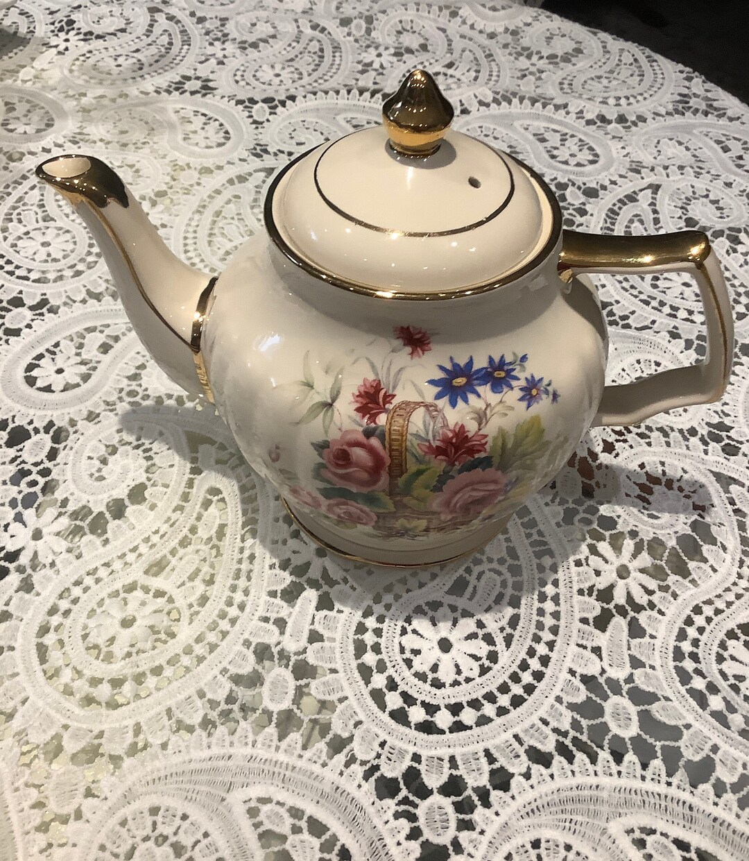 Vintage Sadler Teapot Made in England Pink Roses and Flower in Basket ...